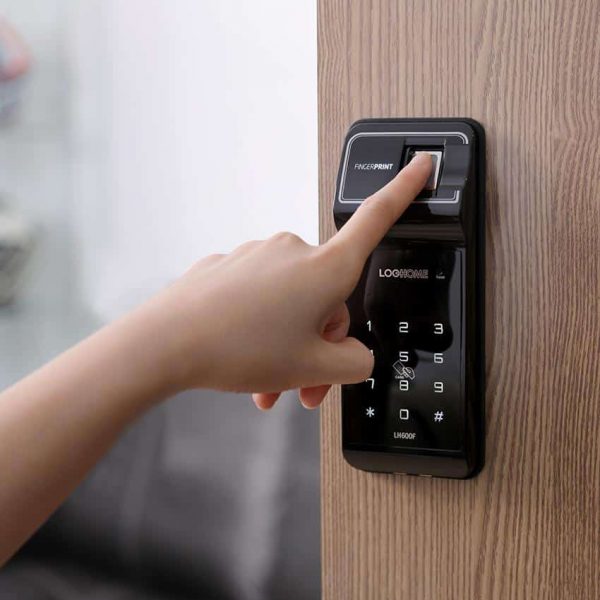 MOTION Digital Door Lock กลอนประตูดิจิตอล รุ่นสแกนนิ้ว
